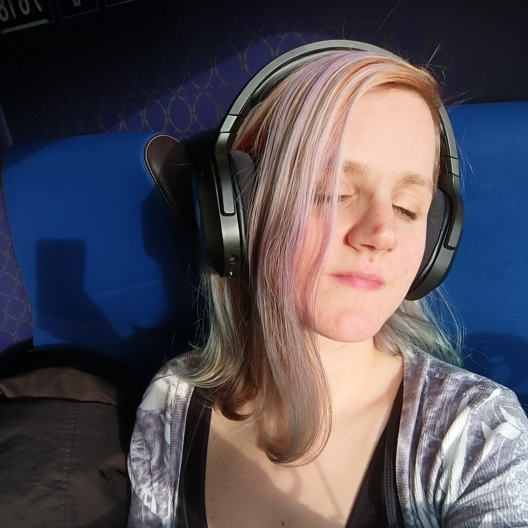 Home - Freelove.community